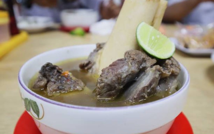 Resep Sup Kaledo, Hidangan Khas Palu yang Gurih dan Menghangatkan Resep Sup Kaledo, Hidangan Khas Palu yang Gurih dan Menghangatkan